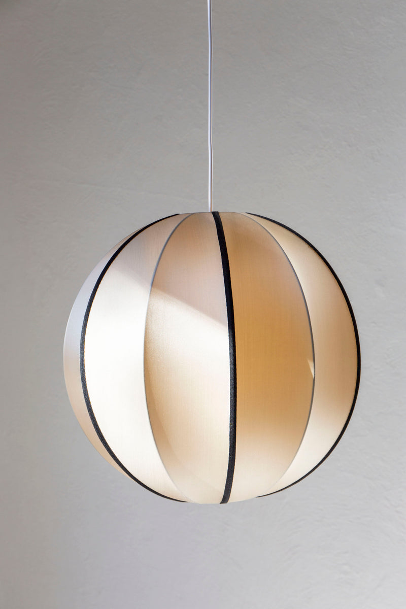 Classic Round Pendant – Tigmi Trading